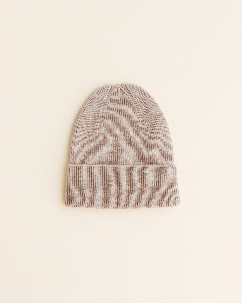 BEANIE newborn sand – Hvid